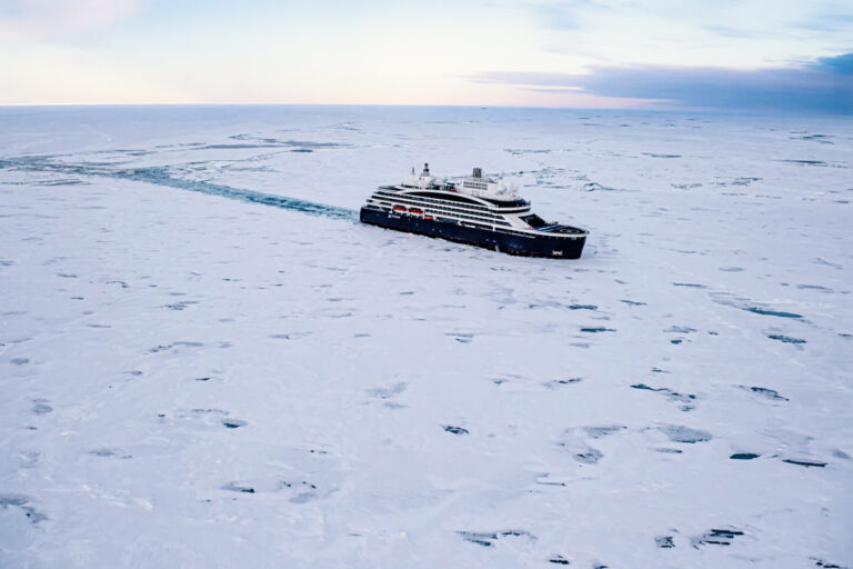 When To Go To The North Pole - Month By Month Guide