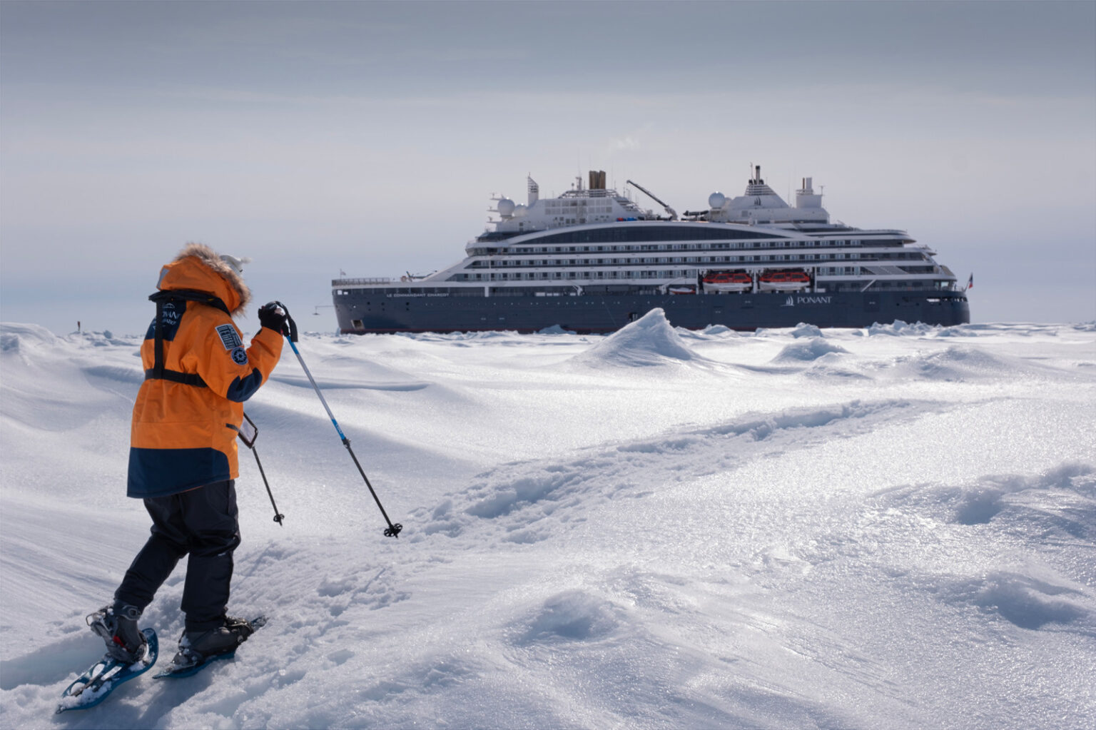 How to Get to Svalbard: In-Depth Guide with Svalbard Flights