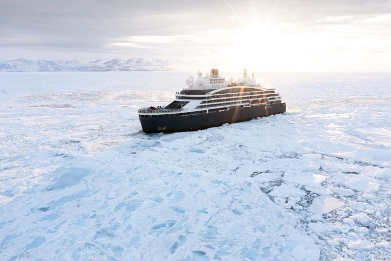 Icebreaker Cruises & Luxury Expeditions - Arctic & Antarctica